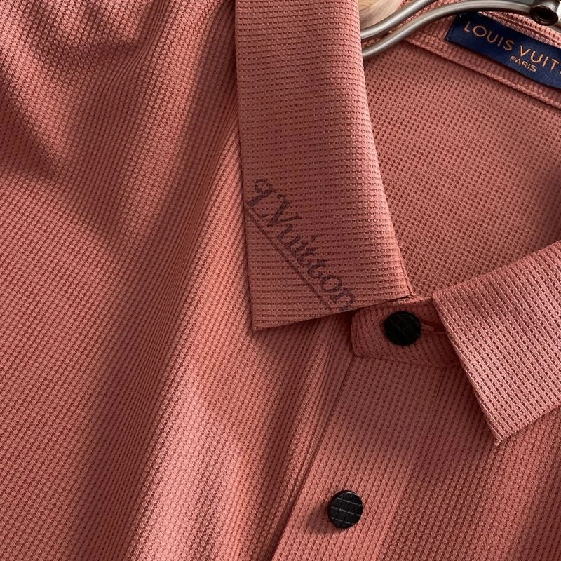 Precise copy Louis Vuitton T-Shirts