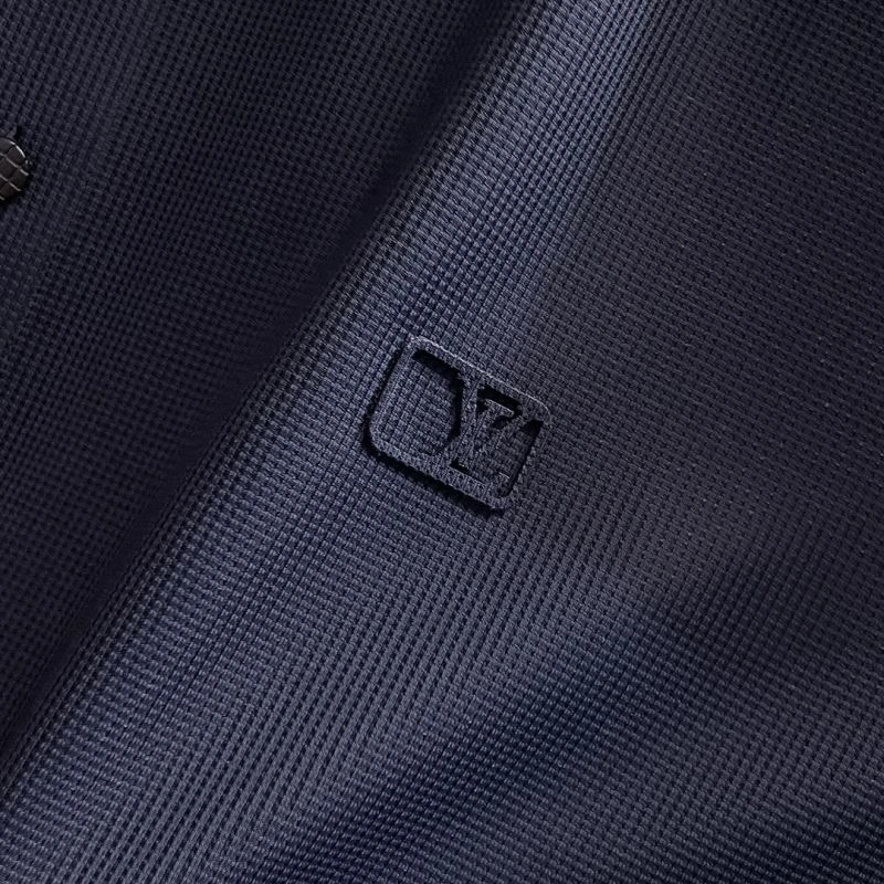 Bargain Louis Vuitton T-Shirts