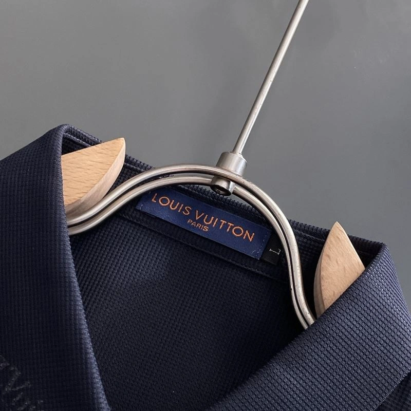 Bargain Louis Vuitton T-Shirts