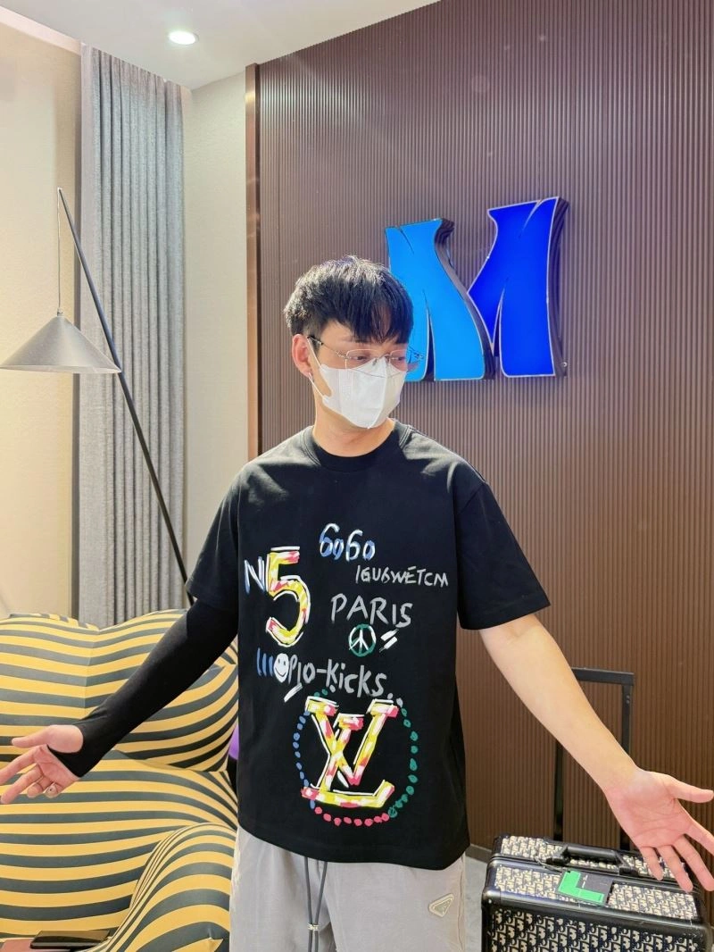 Brand-authenticated Louis Vuitton T-Shirts