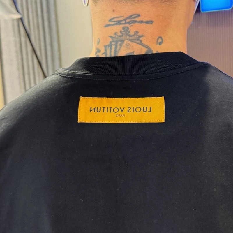 Brand-authenticated Louis Vuitton T-Shirts