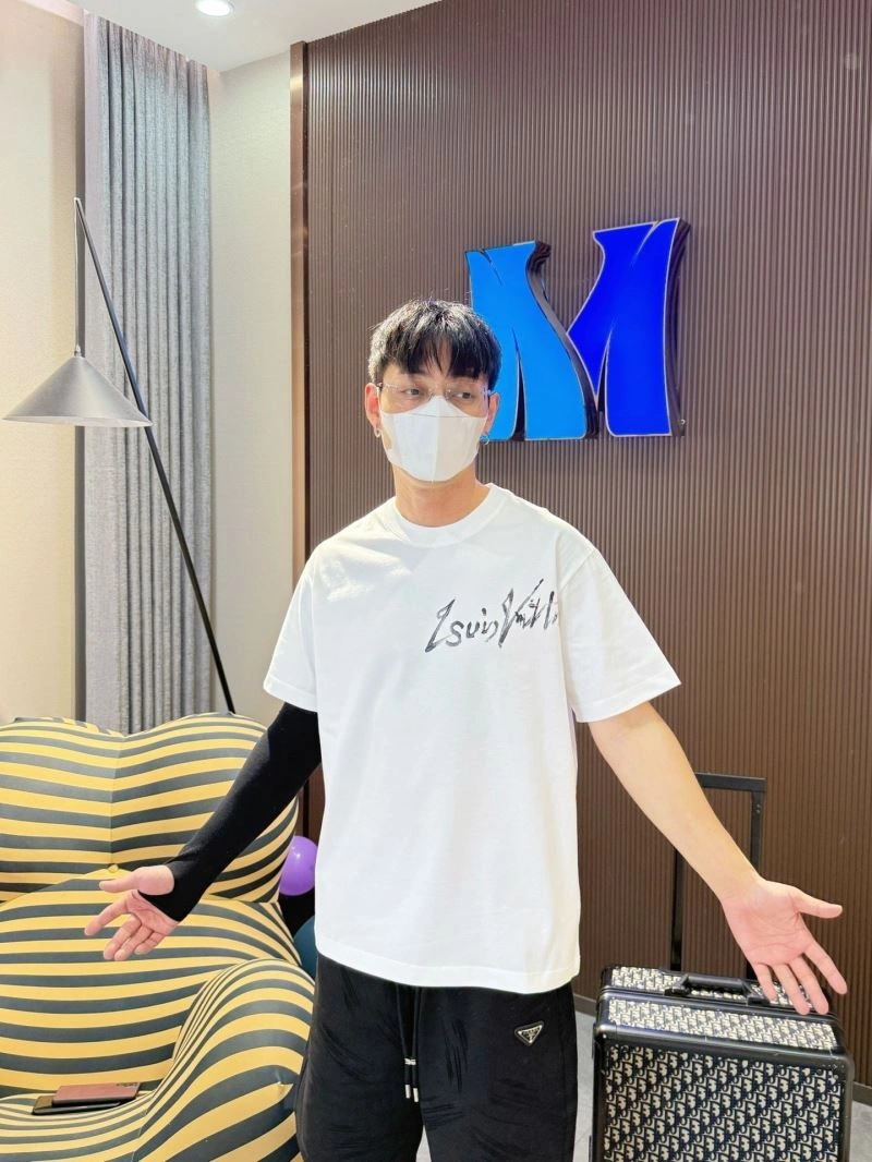 Reasonably priced Louis Vuitton T-Shirts