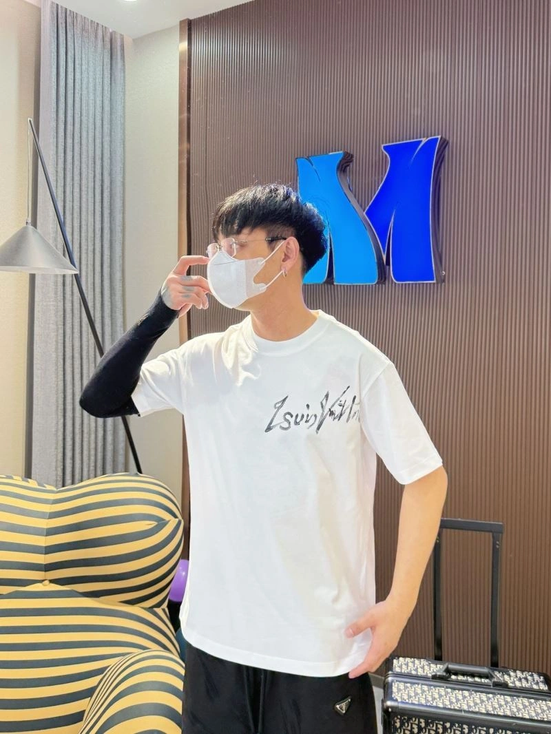 Reasonably priced Louis Vuitton T-Shirts