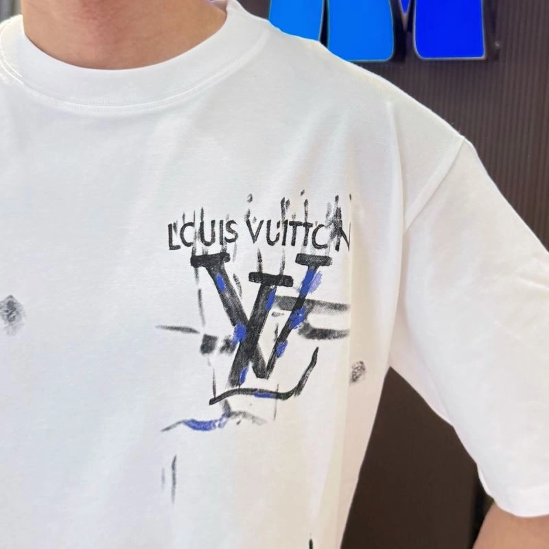 Inexpensive Louis Vuitton T-Shirts