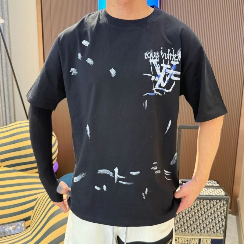 High fidelity Louis Vuitton T-Shirts