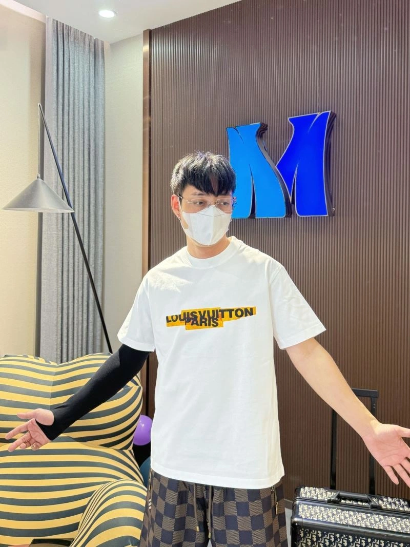 1:1 copy Louis Vuitton T-Shirts