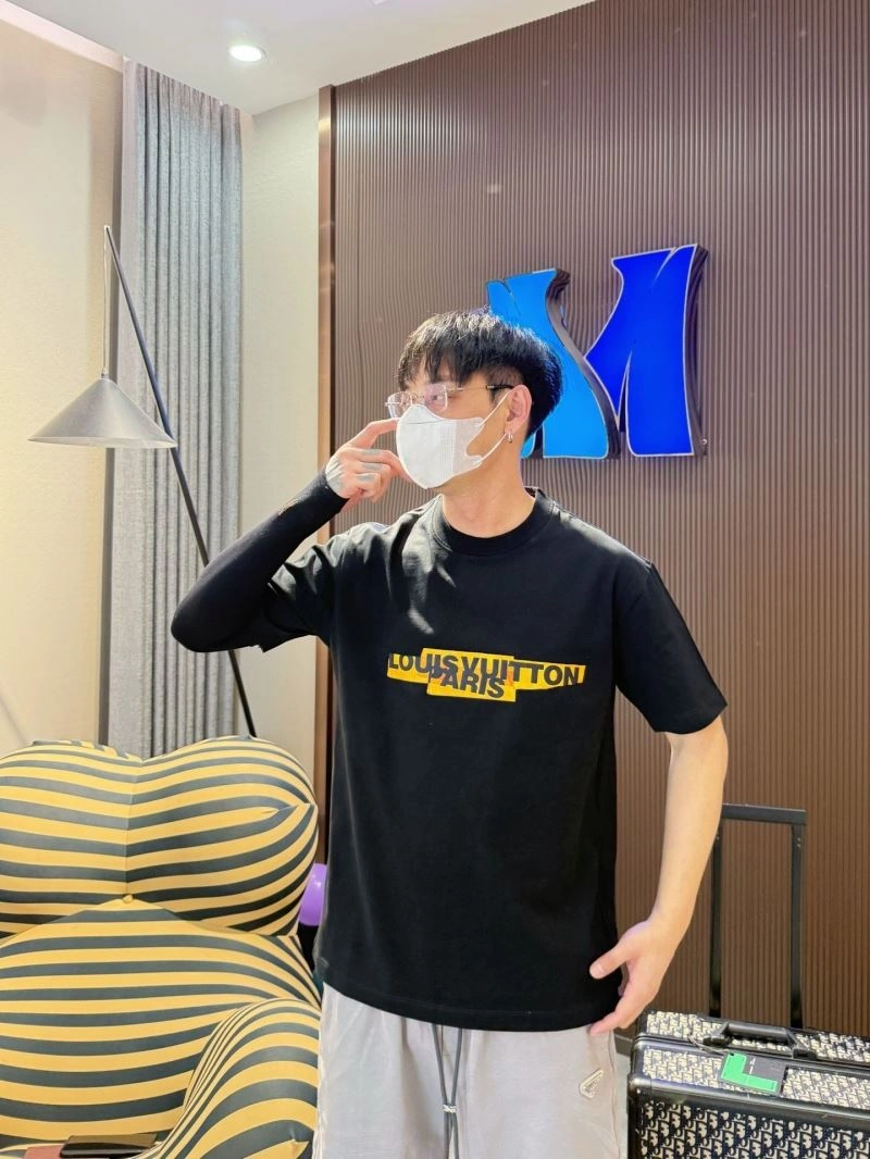 1:1 copy Louis Vuitton T-Shirts