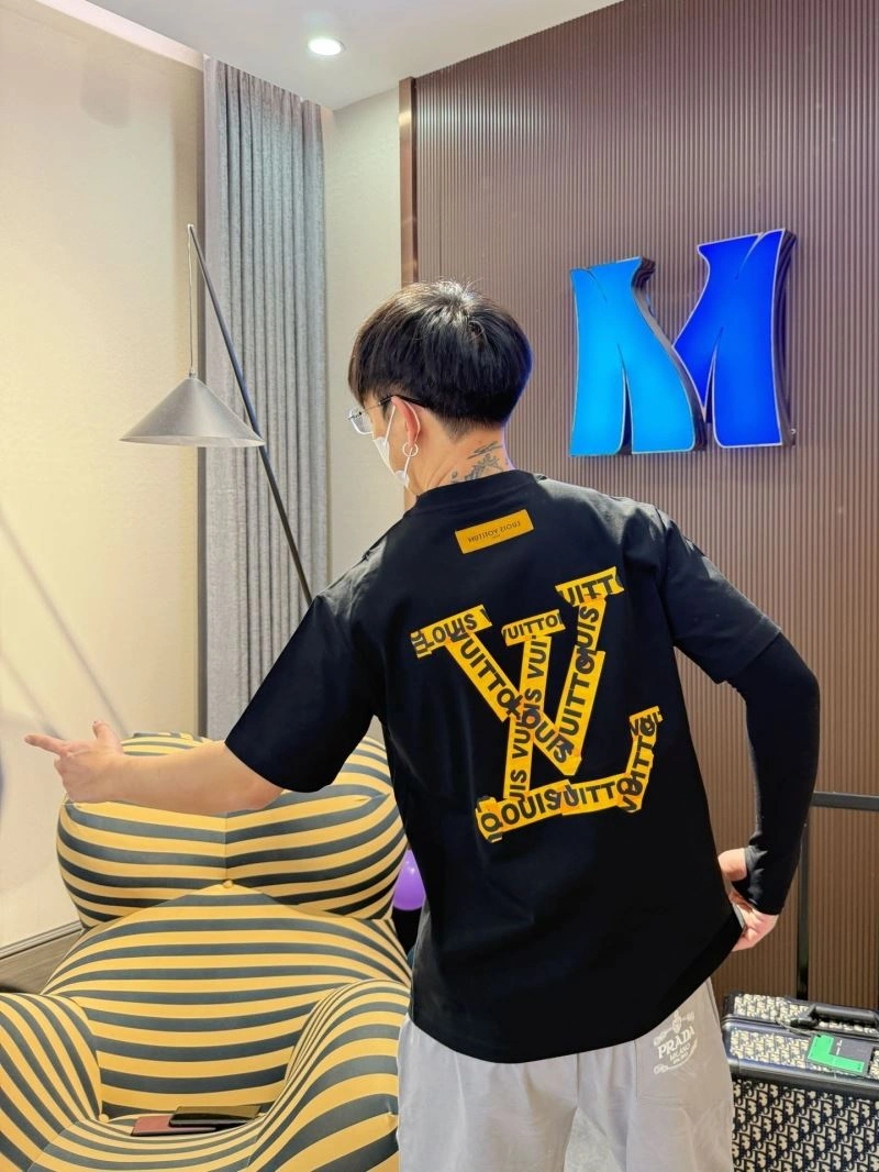1:1 copy Louis Vuitton T-Shirts