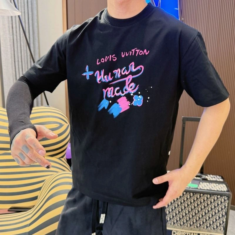 Perfect replica Louis Vuitton T-Shirts