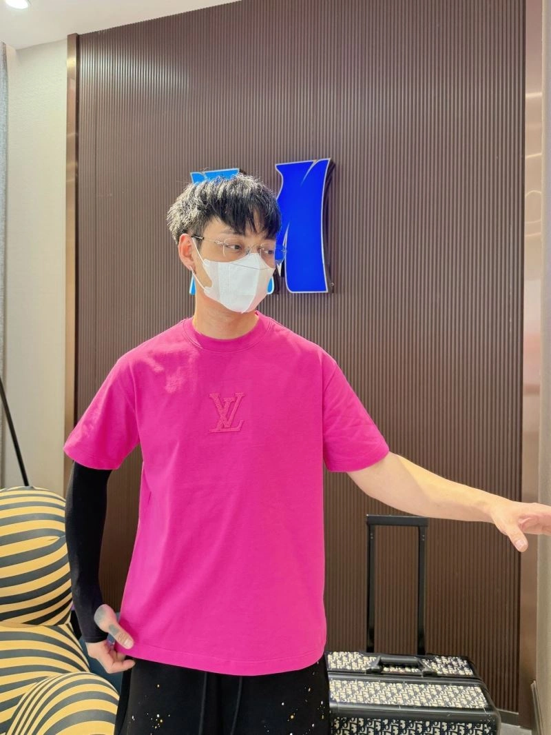 Perfect replica Louis Vuitton T-Shirts