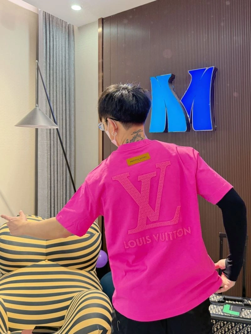 High accuracy Louis Vuitton T-Shirts