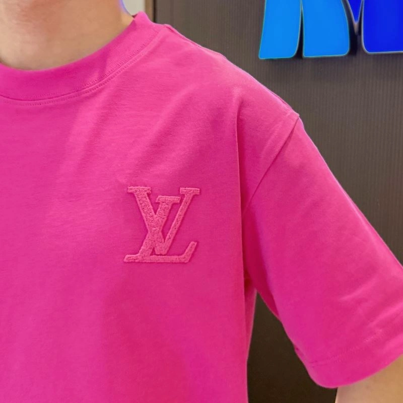 High accuracy Louis Vuitton T-Shirts