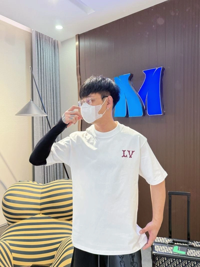 Cut-rate Louis Vuitton T-Shirts