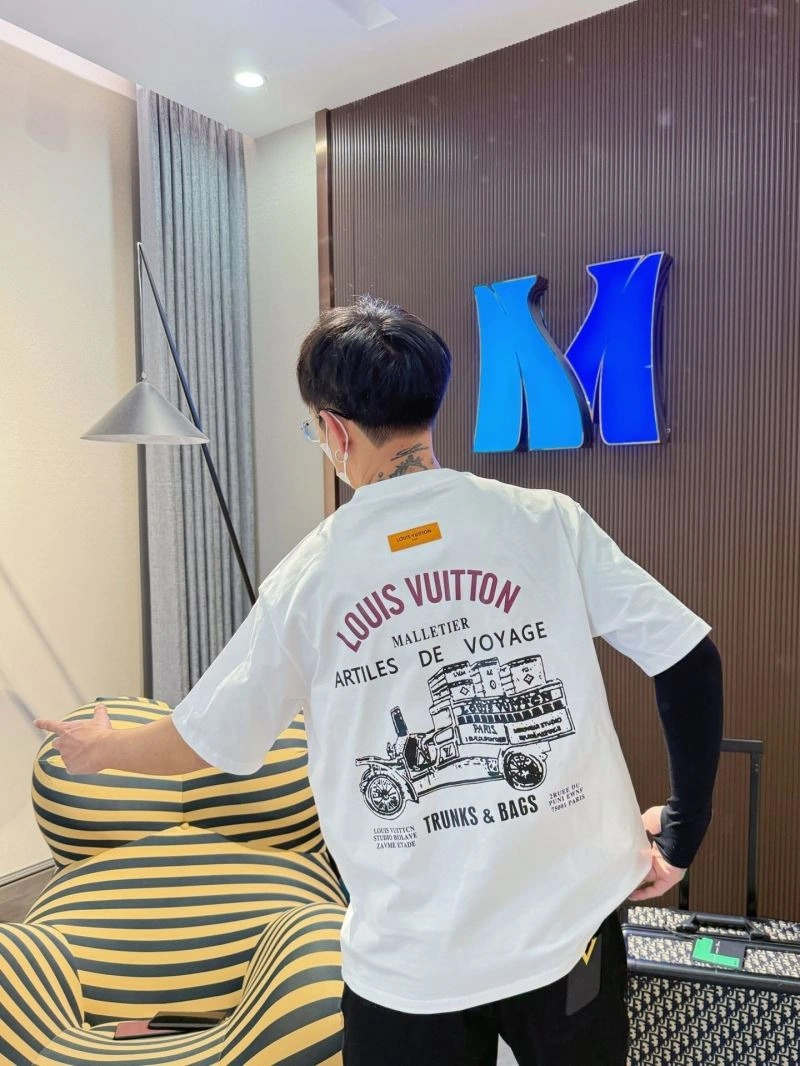 Cut-rate Louis Vuitton T-Shirts