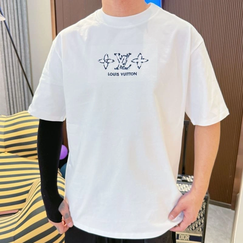 Economical Louis Vuitton T-Shirts