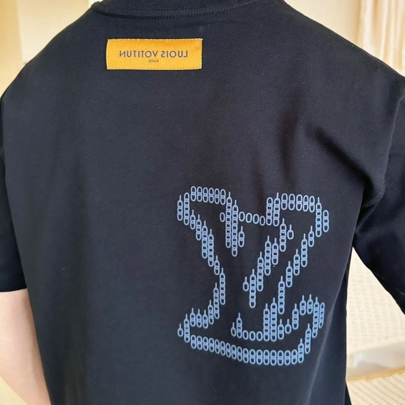 Top match Louis Vuitton T-Shirts