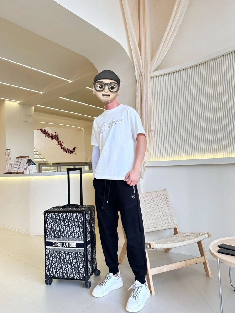 Mirror quality Louis Vuitton T-Shirts