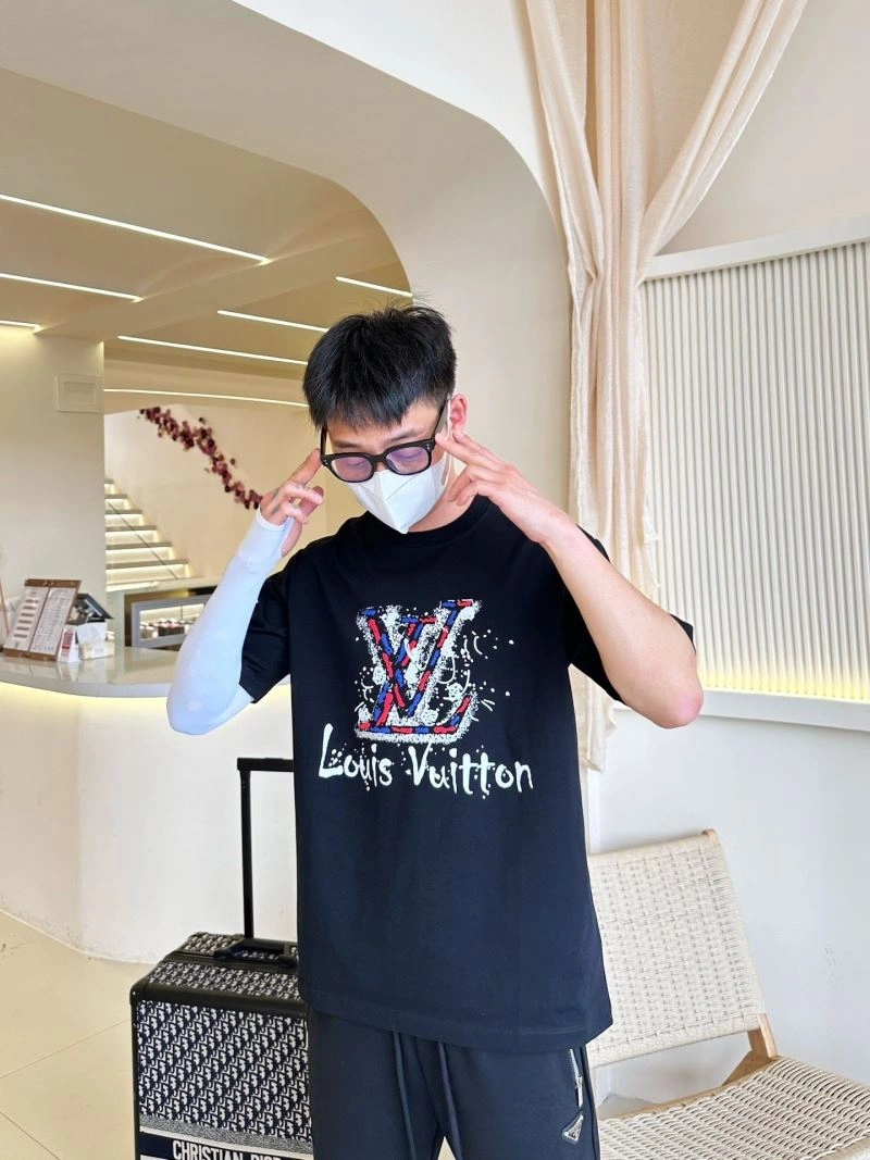 Original Louis Vuitton T-Shirts