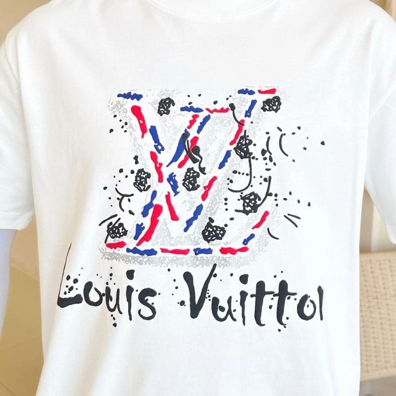 Factory-made Louis Vuitton T-Shirts
