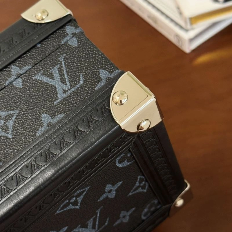 Discounted Louis Vuitton Tissue Boxes