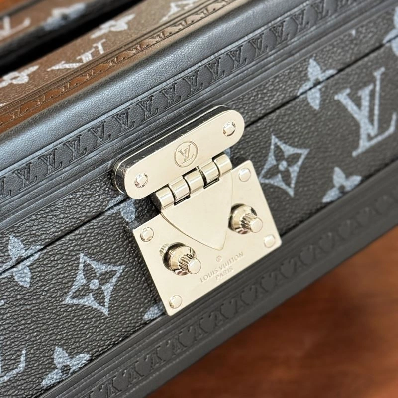 Discounted Louis Vuitton Tissue Boxes
