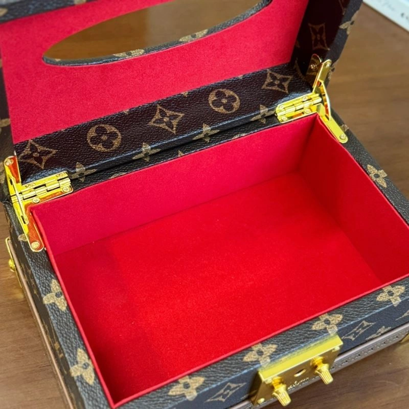 Cut-rate Louis Vuitton Tissue Boxes