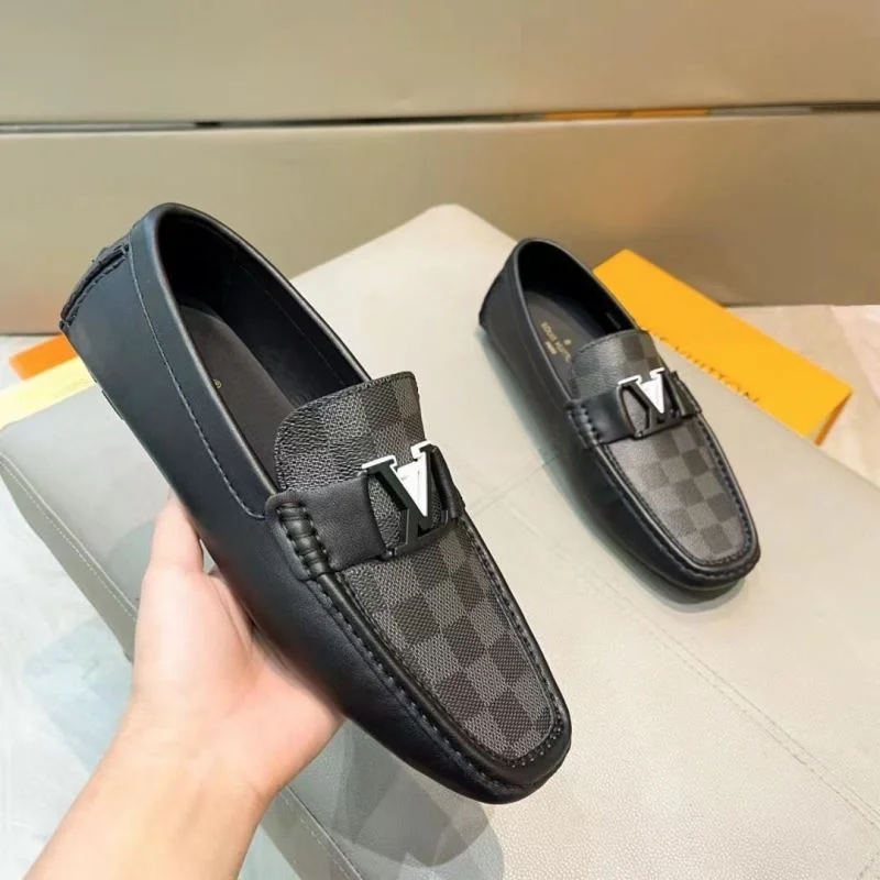 Reasonably priced Louis Vuitton Tods Shoes