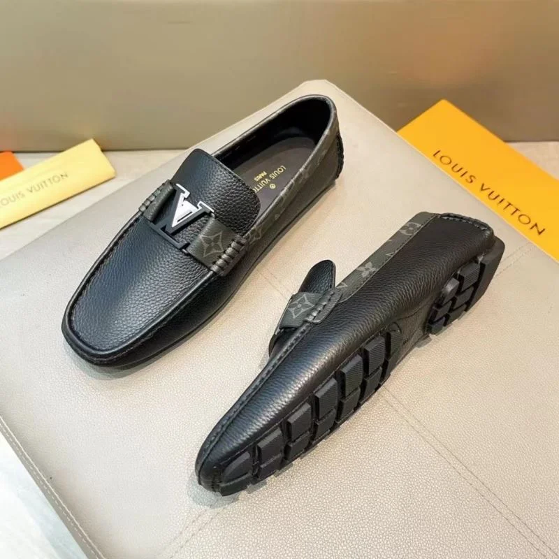 Accurate model Louis Vuitton Tods Shoes