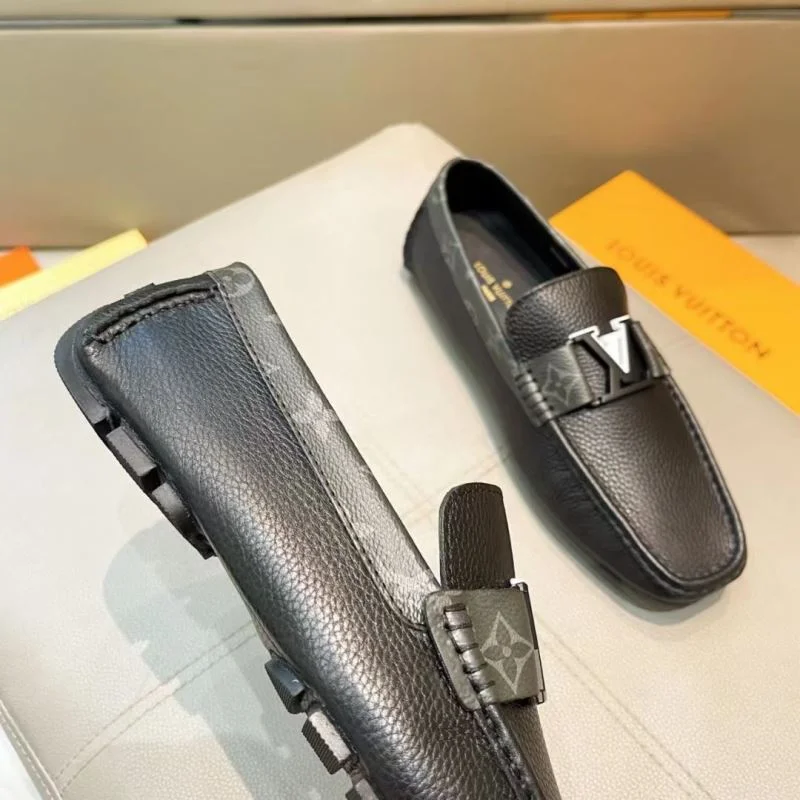 Accurate model Louis Vuitton Tods Shoes