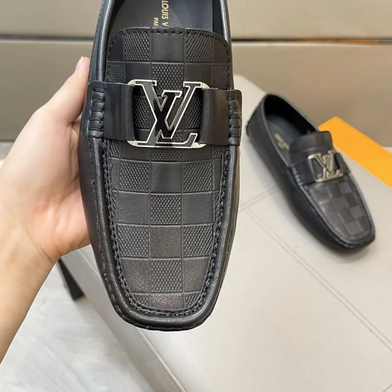 Reasonably priced Louis Vuitton Tods Shoes