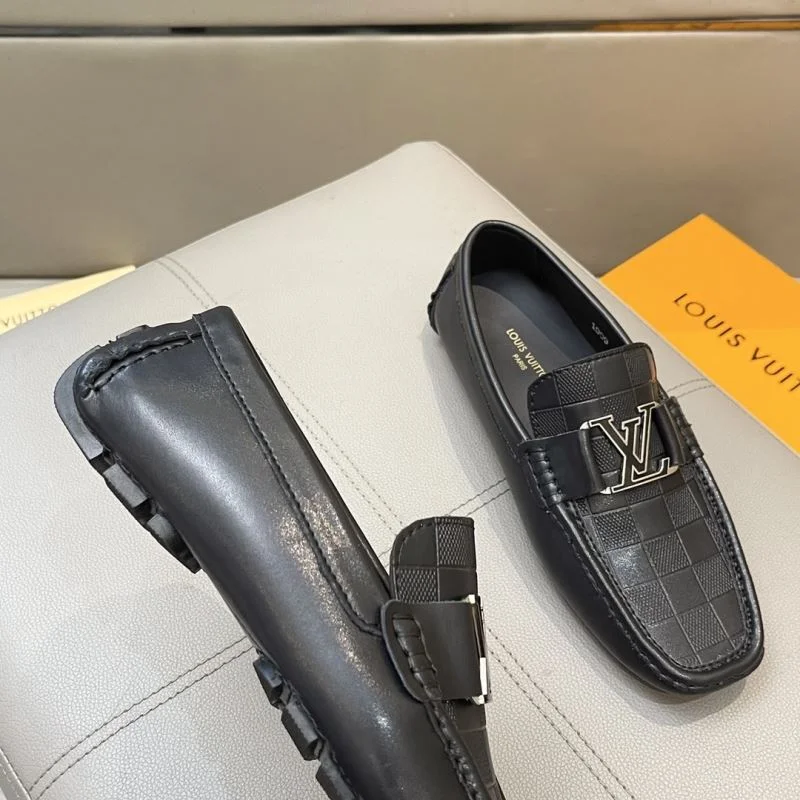 Reasonably priced Louis Vuitton Tods Shoes