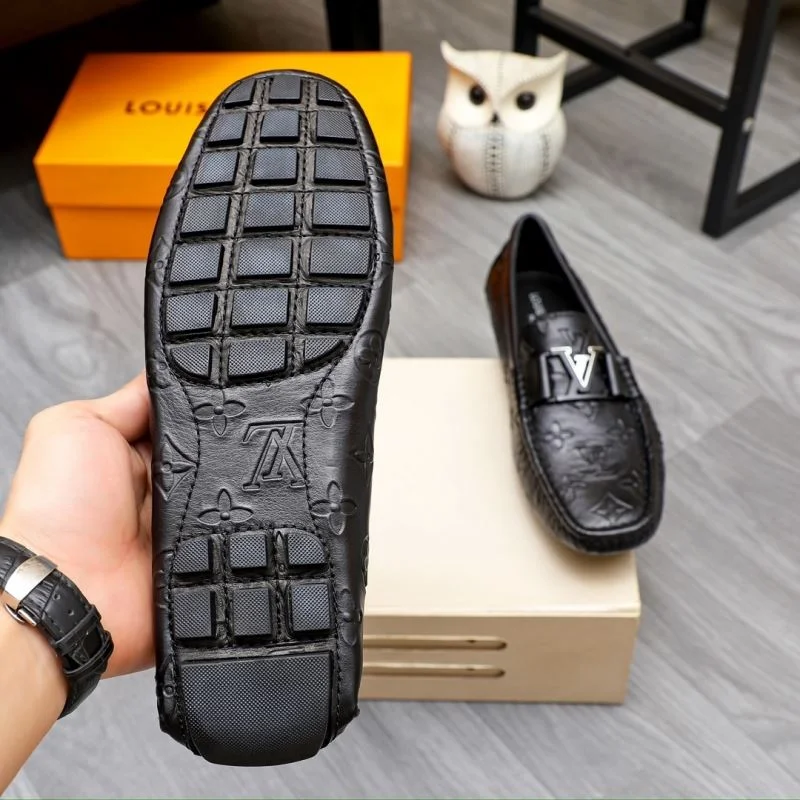Reasonably priced Louis Vuitton Tods Shoes