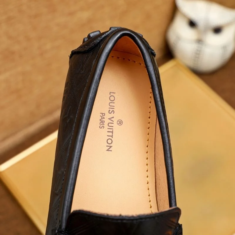Value-priced Louis Vuitton Tods Shoes