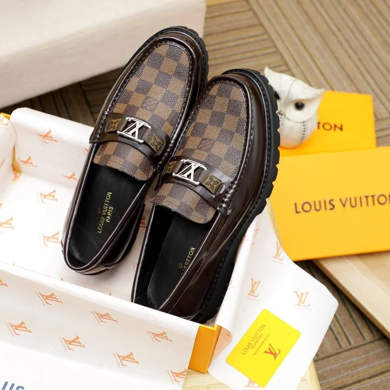 Accurate model Louis Vuitton Tods Shoes
