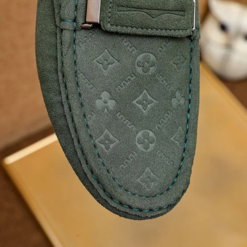 Indistinguishable Louis Vuitton Tods Shoes