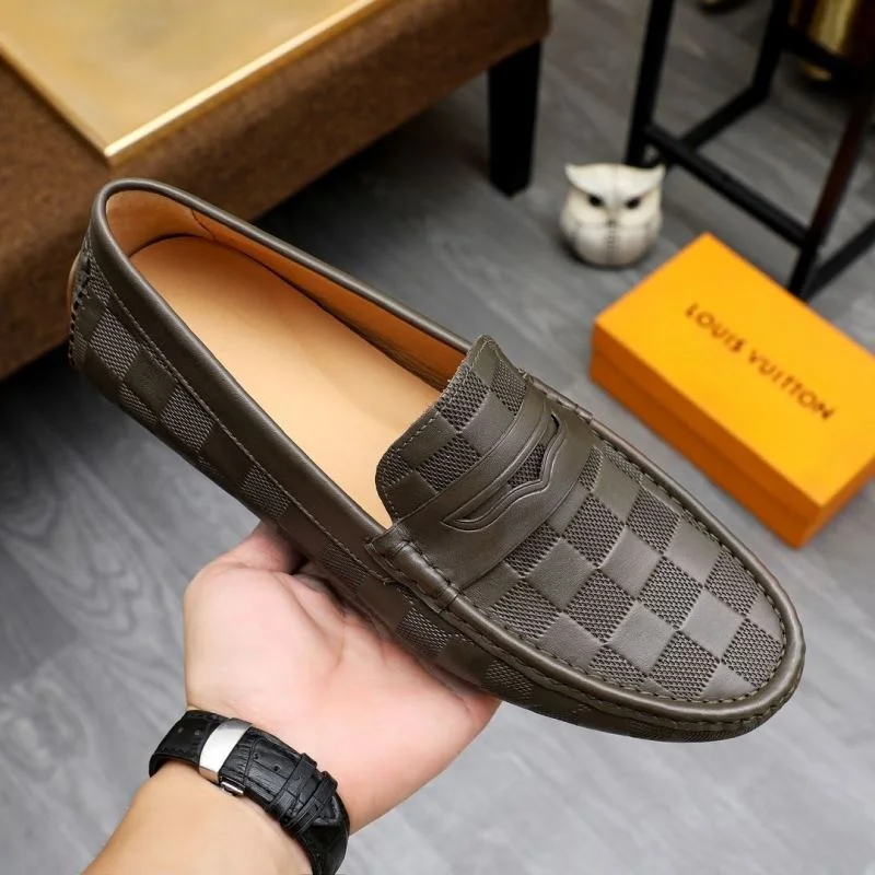 Reasonably priced Louis Vuitton Tods Shoes