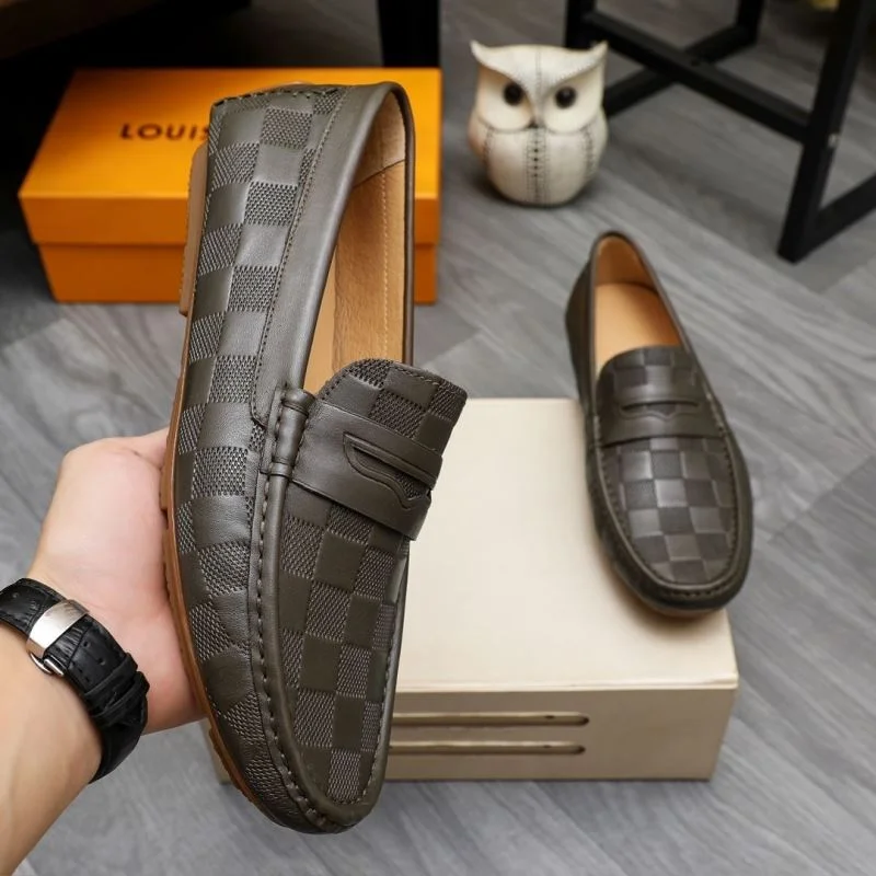 Reasonably priced Louis Vuitton Tods Shoes