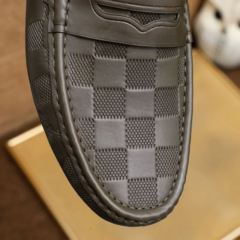 Reasonably priced Louis Vuitton Tods Shoes