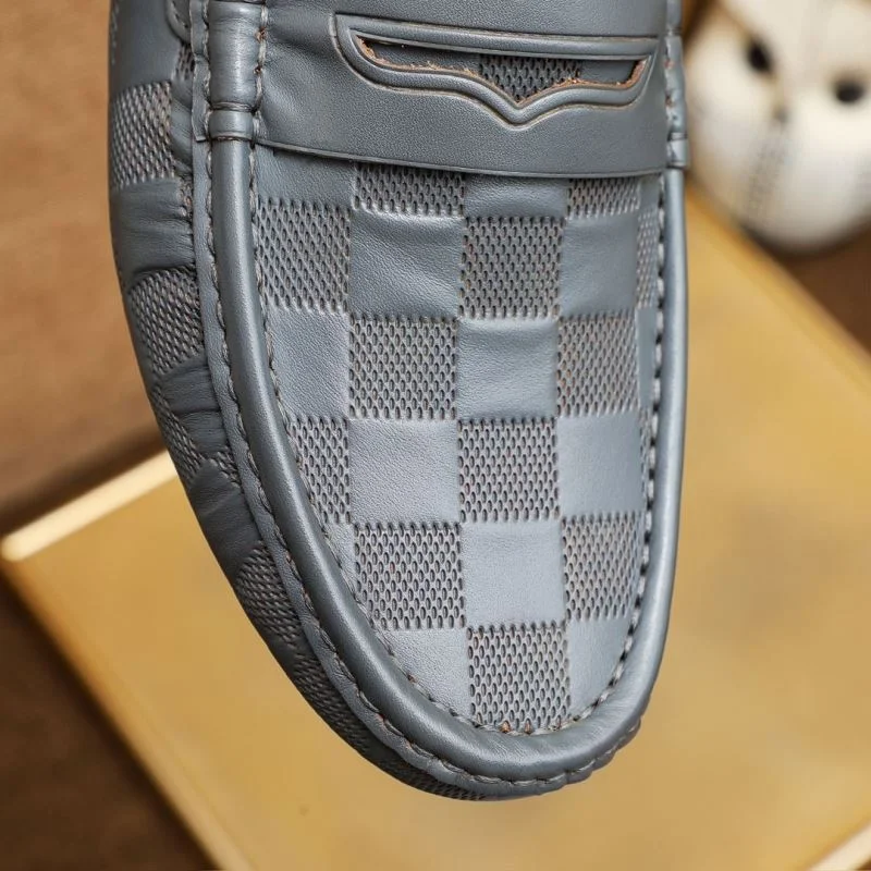 Reasonably priced Louis Vuitton Tods Shoes