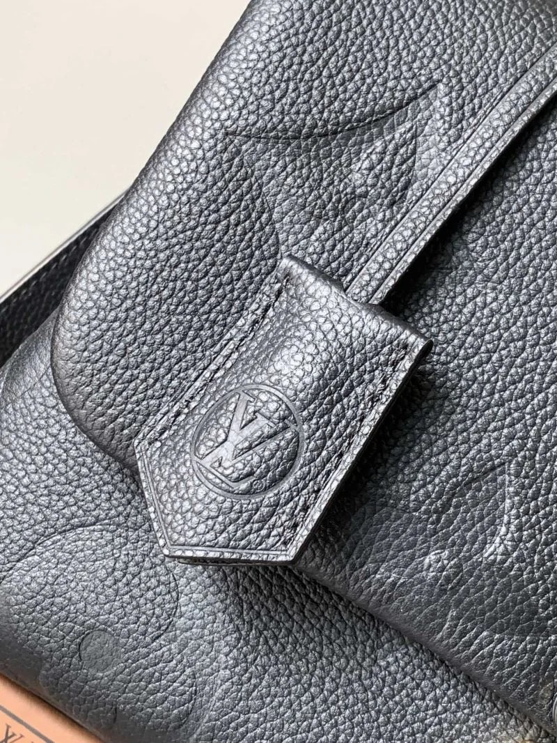High accuracy Louis Vuitton Top Handle Bags