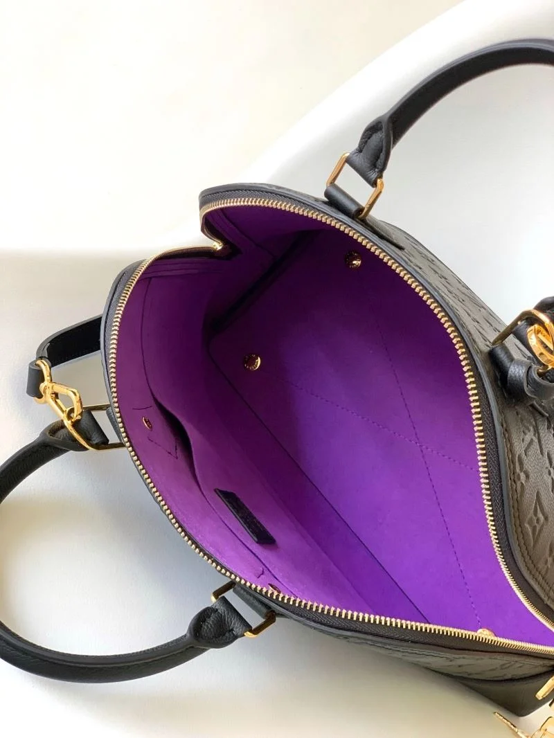 Accurate model Louis Vuitton Top Handle Bags