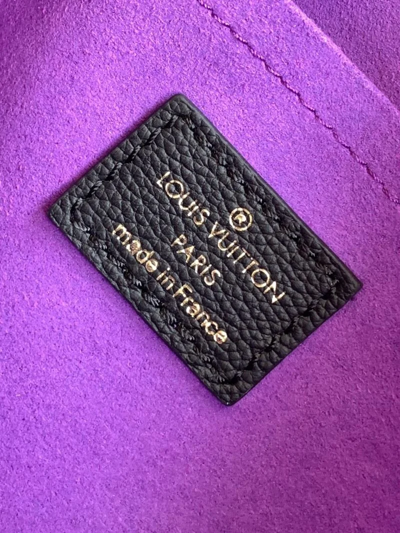 Accurate model Louis Vuitton Top Handle Bags