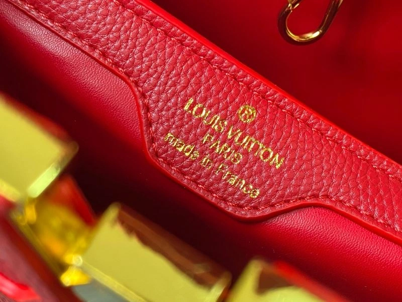 Accurate model Louis Vuitton Top Handle Bags