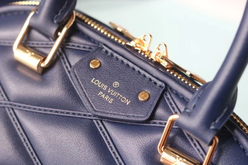 Accurate model Louis Vuitton Top Handle Bags