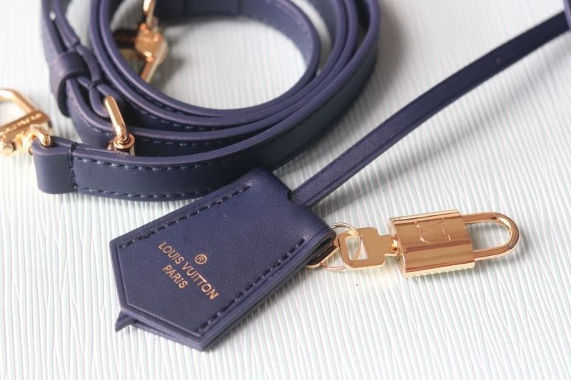 Accurate model Louis Vuitton Top Handle Bags