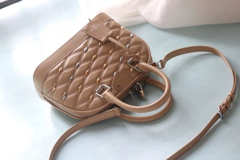 Top mirror Louis Vuitton Top Handle Bags