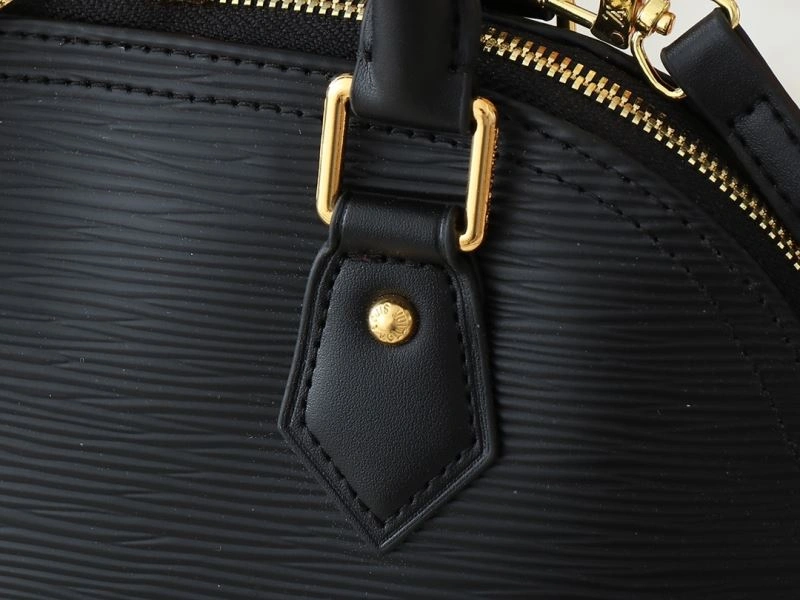 High accuracy Louis Vuitton Top Handle Bags