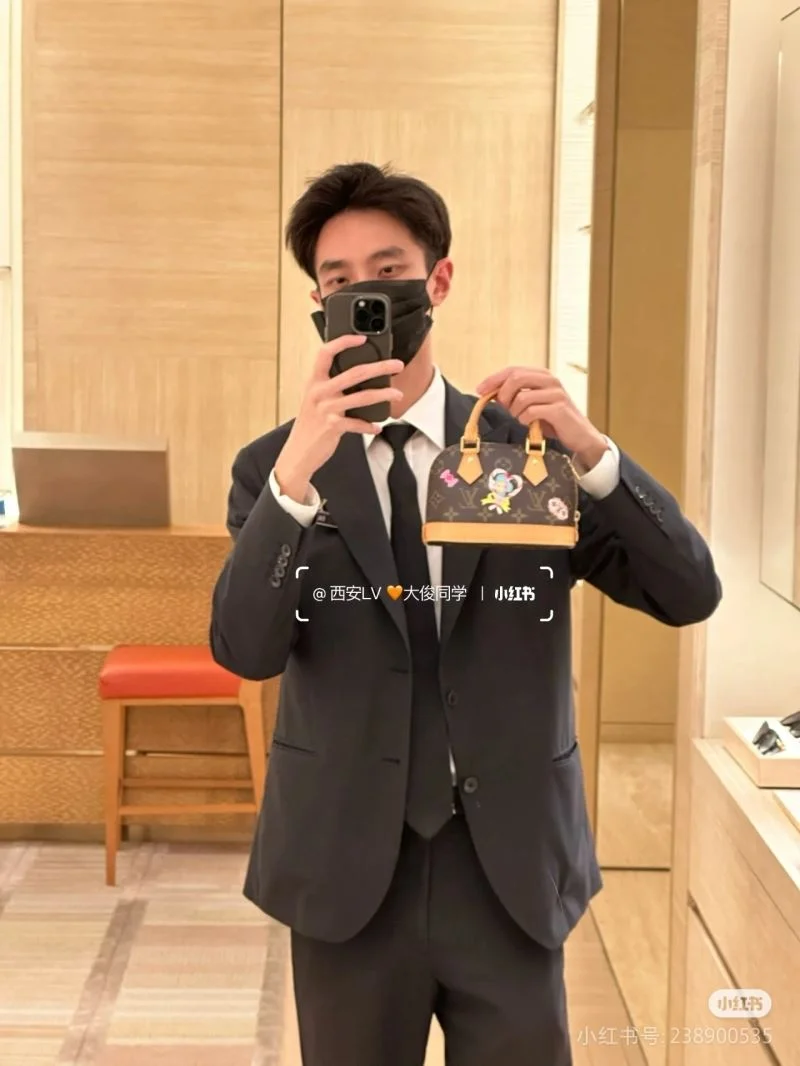 Cut-rate Louis Vuitton Top Handle Bags