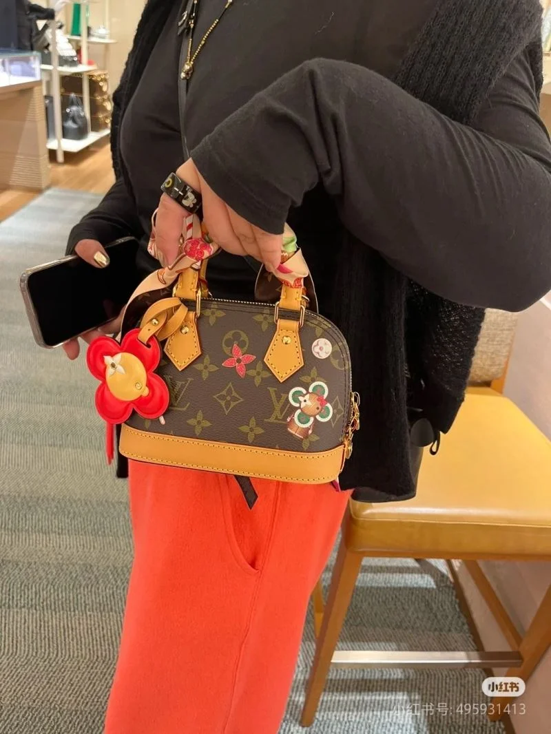 Cut-rate Louis Vuitton Top Handle Bags