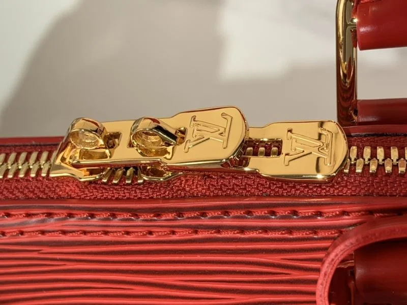 Accurate model Louis Vuitton Top Handle Bags